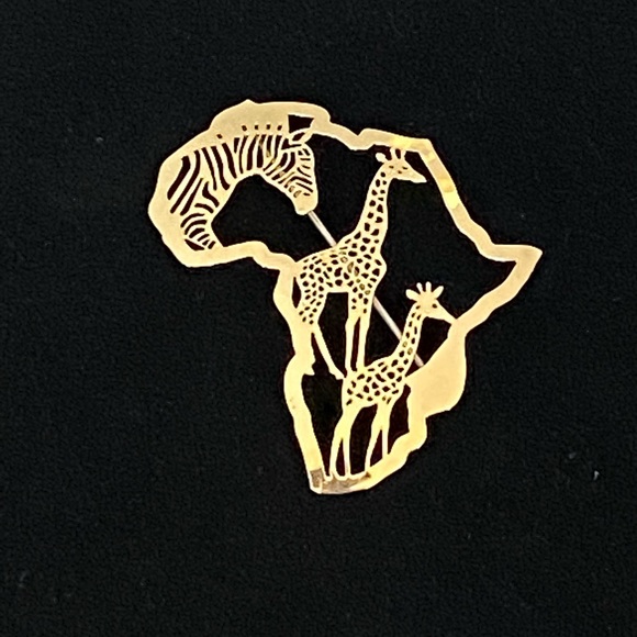 Wild Bryde | Jewelry | Wild Bryde Brooch Africa 4k Gold Plated | Poshmark